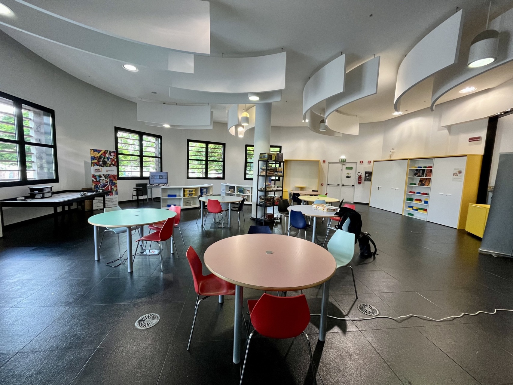 La biblioteca Archimede si fa giovane: inaugurato lo Spazio pensato dai ...
